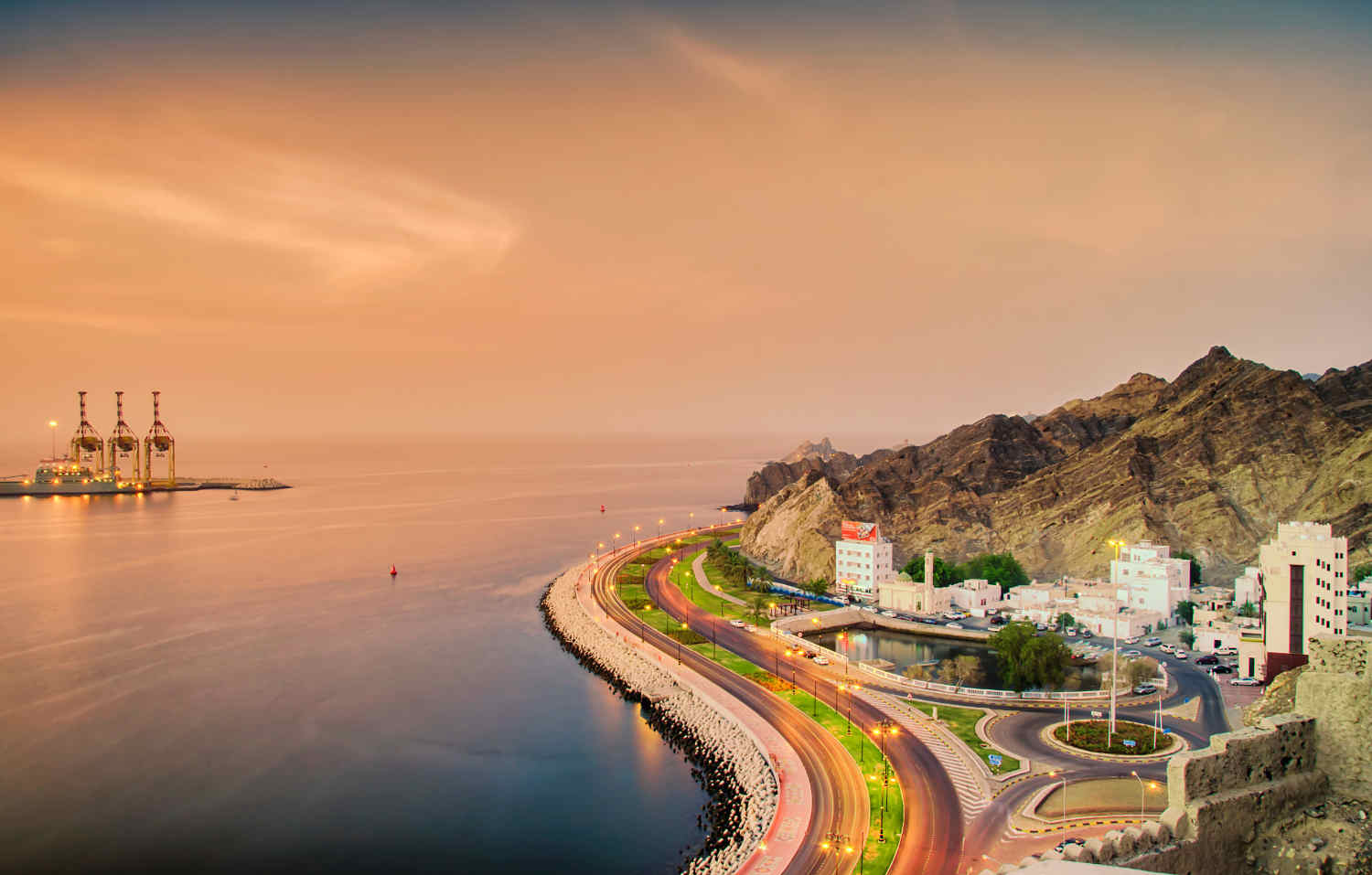 Oman Issues Bonds Worth US $3billion | OERLive - OER Live | Oman