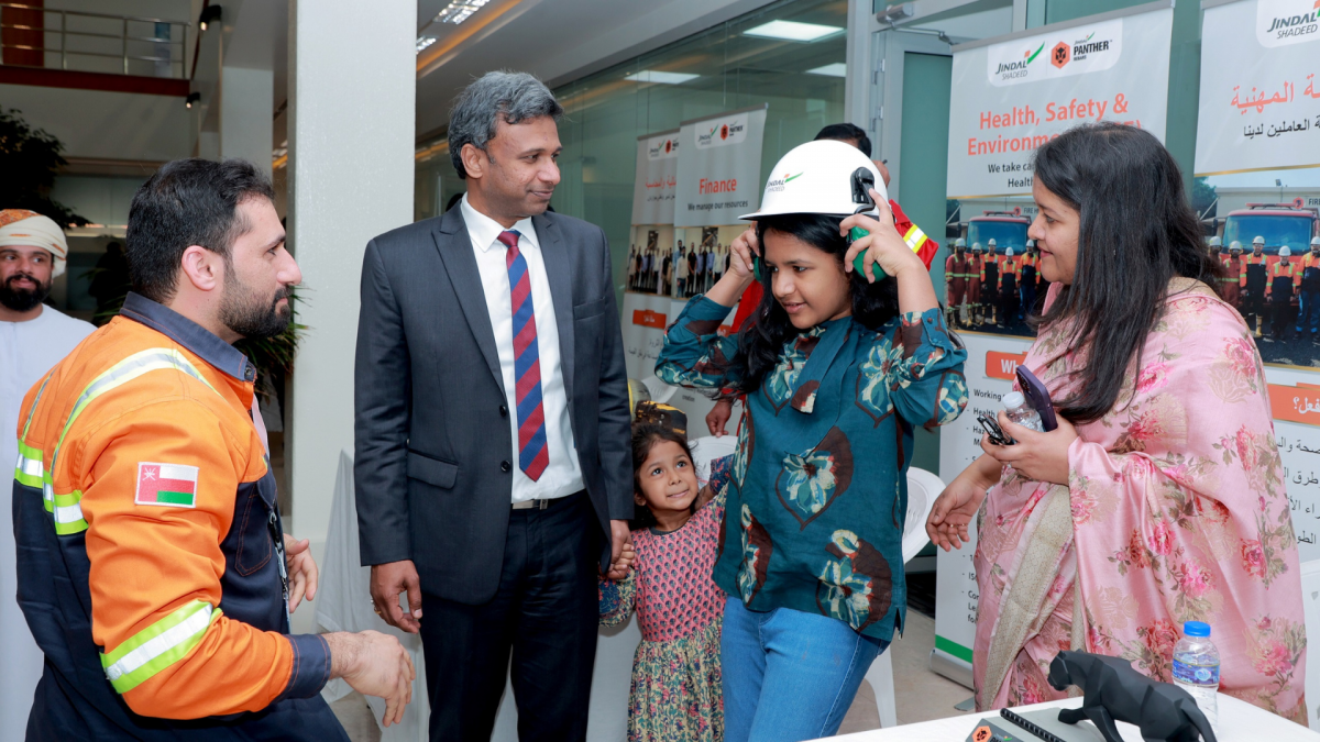 Jindal Shadeed Hosts Family Day; Over 800 Employees With Family Tour ...